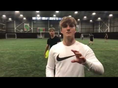 Frisbee one hand rim catch - YouTube