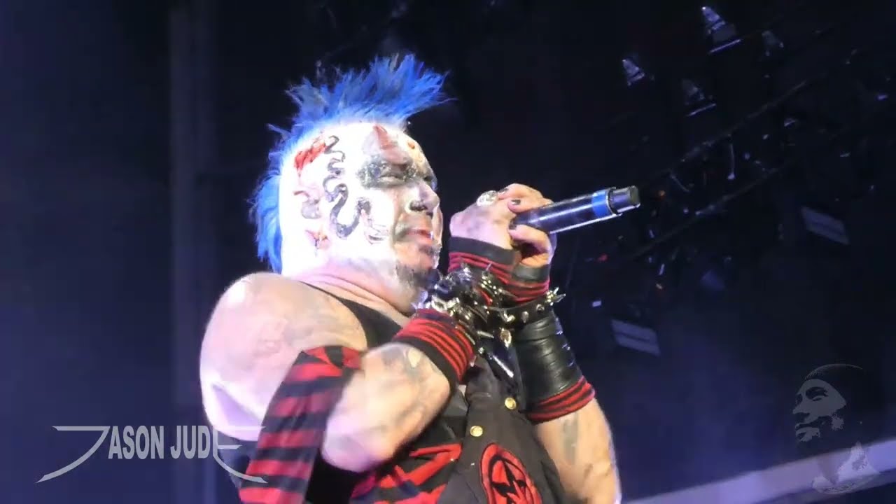 Mudvayne - Happy [HD] LIVE 8/18/2022 - YouTube
