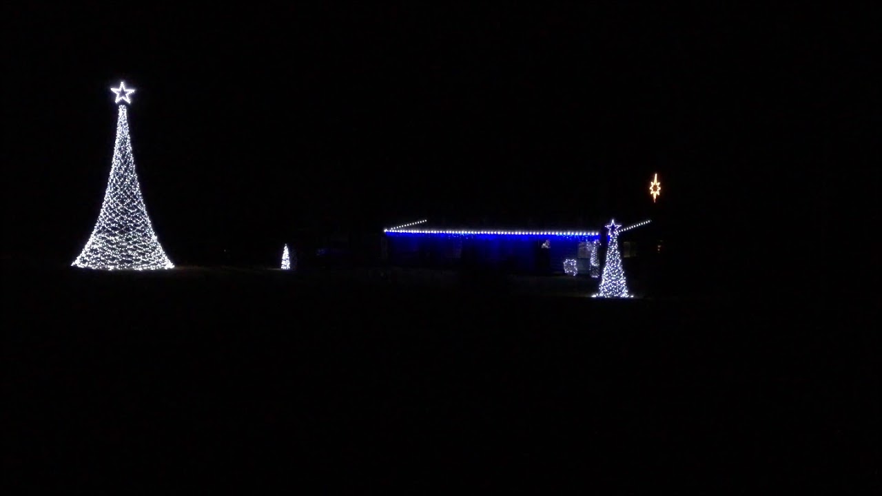 Miraculum 2019 Christmas Light Show - YouTube