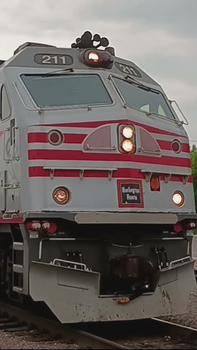 Metra 211 (CB&Q heritage unit) leads a train out of Hill yard. May 30, 2025 - YouTube