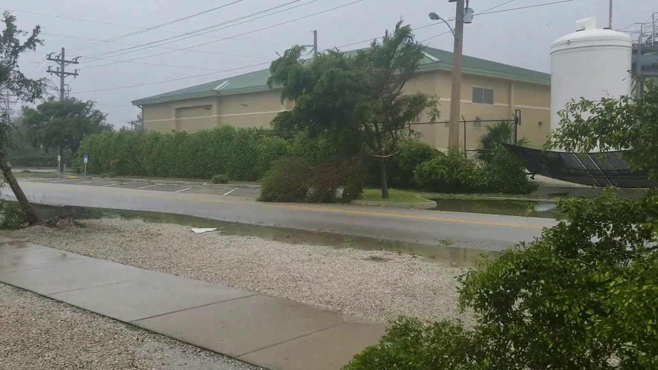 More damage hurricane Irma Marco island Tony and Julian 4:28 other side ...