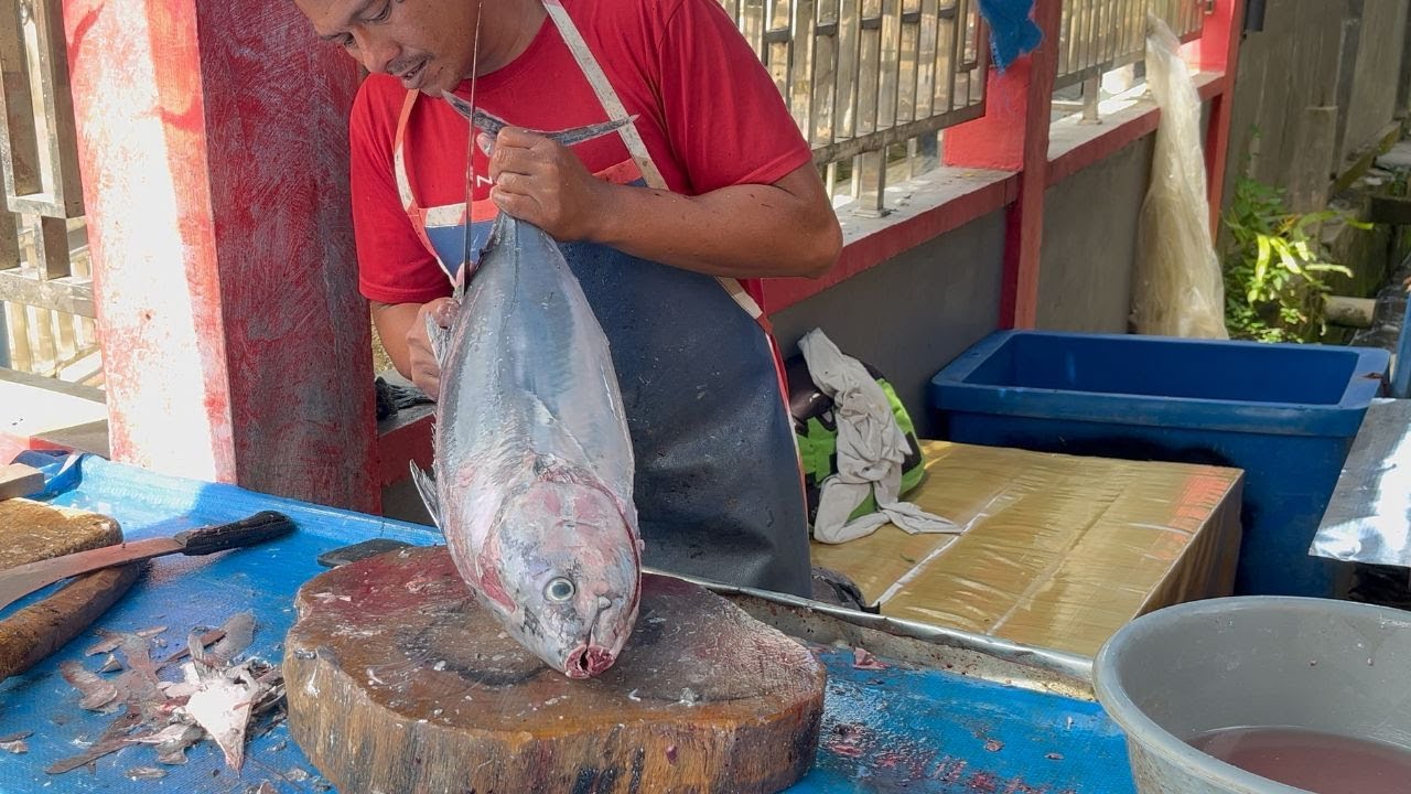 Inceredible! Cleaning & Cut skills TUNA - YouTube