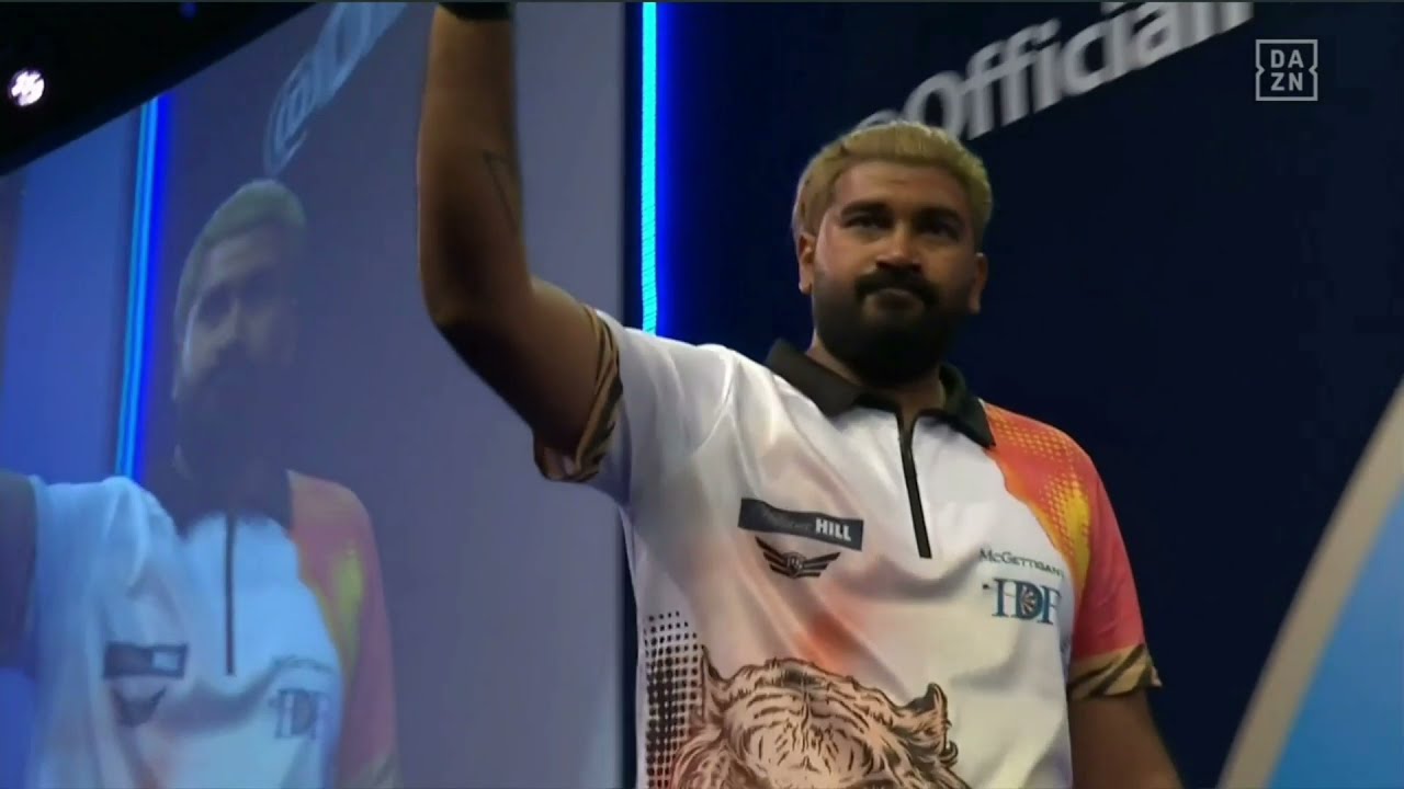 Nitin Kumar Walk on - World Darts Championship 2022 Round 1 - YouTube