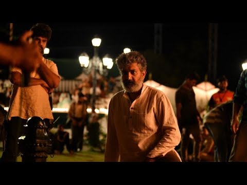 SS Rajamouli explains closely to Production & VFX team before shooting ...