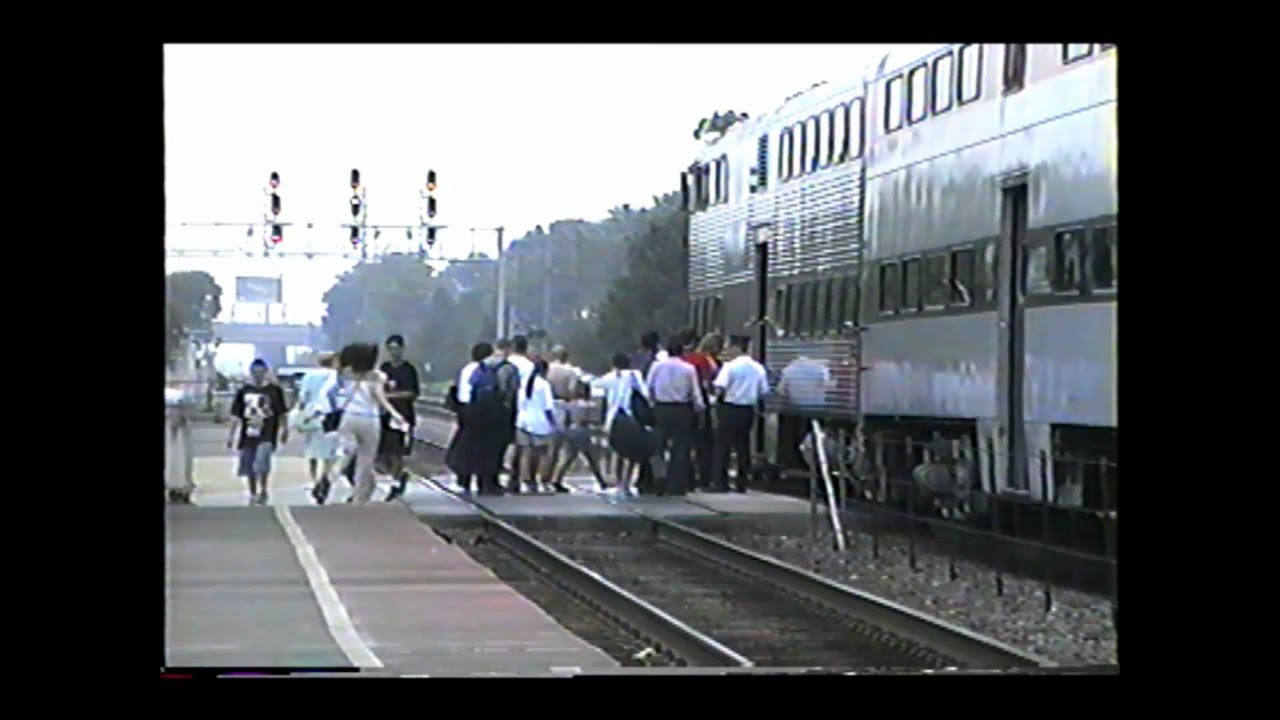 Old METRA "Metropolitan Rail" At Elmhurst Illinois #train #railway ...