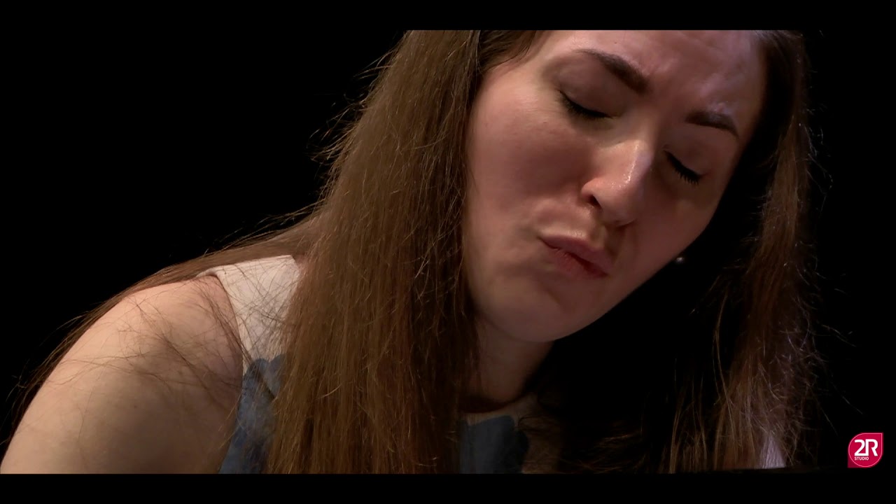 Rachel Breen interpreta J.S.Bach - YouTube