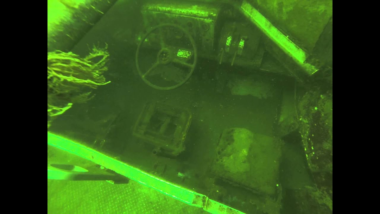 Scuba Diving Haigh Quarry - Kankakee, IL - LARC - 10/26/2013 - YouTube