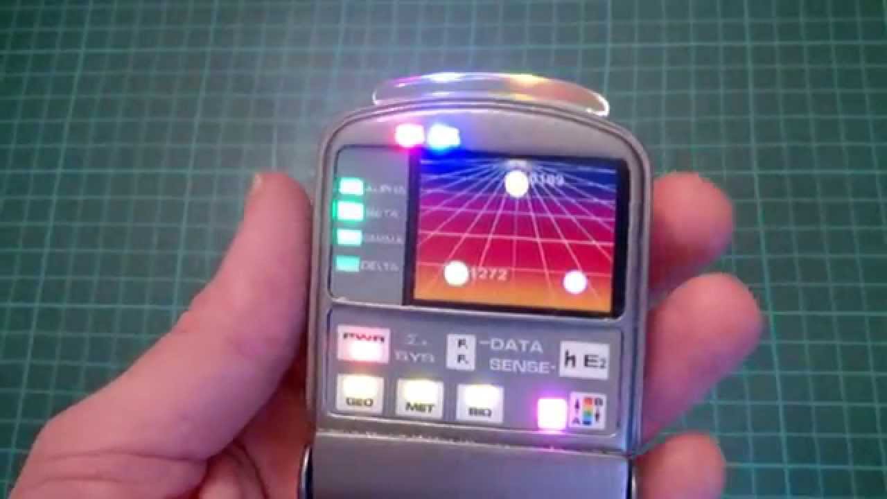 Star Trek Voyager Relativity 29th Century Tricorder - YouTube