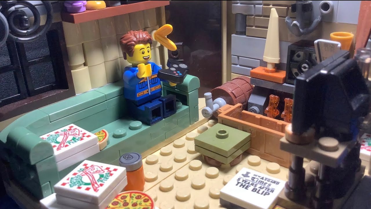 Lego man plays Minecraft - YouTube