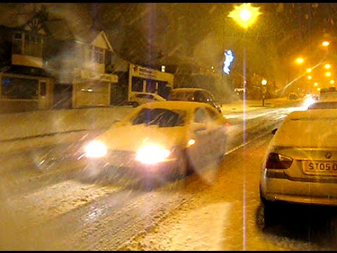 Snow storm hits Nottingham white christmas december 2014 - YouTube