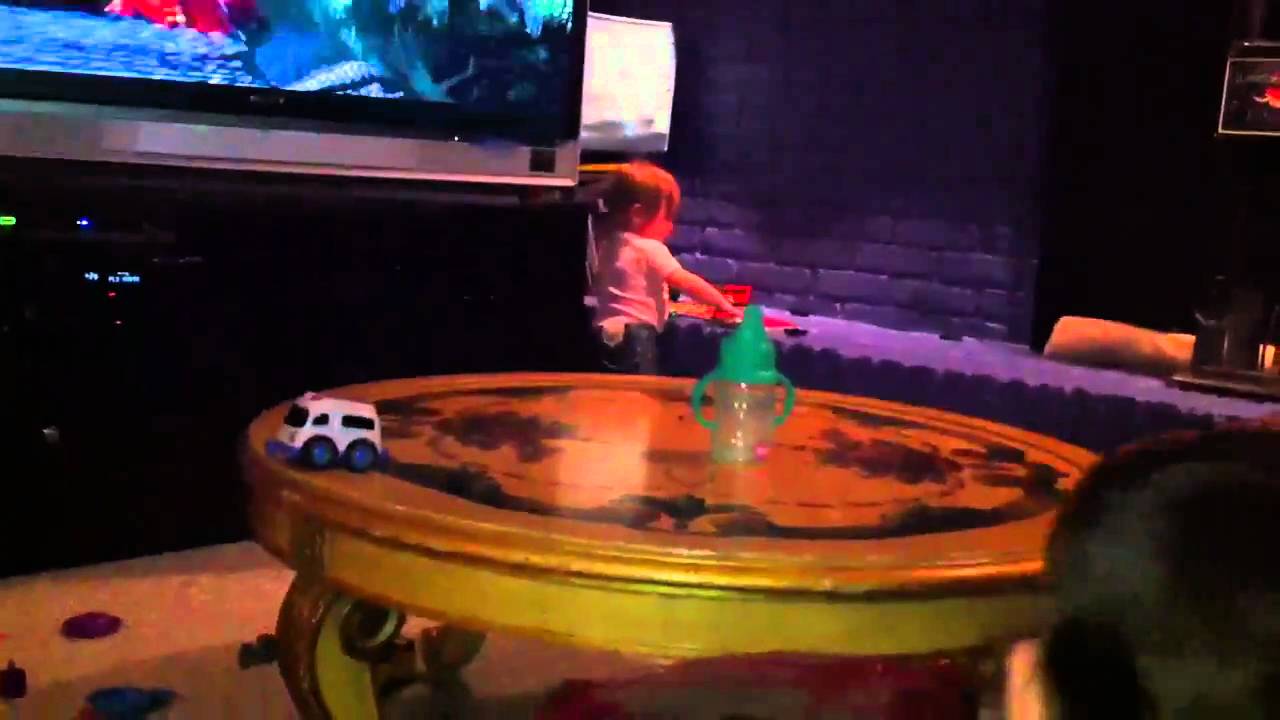 Cousins Playing Youtube
