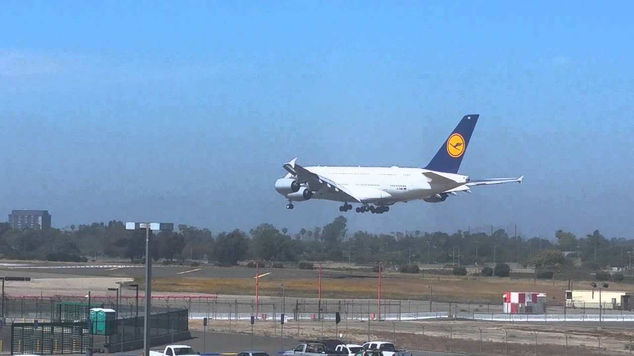Lufthansa - A380 inaugural flight arriving at LAX 24R 3/29/2015 - D ...