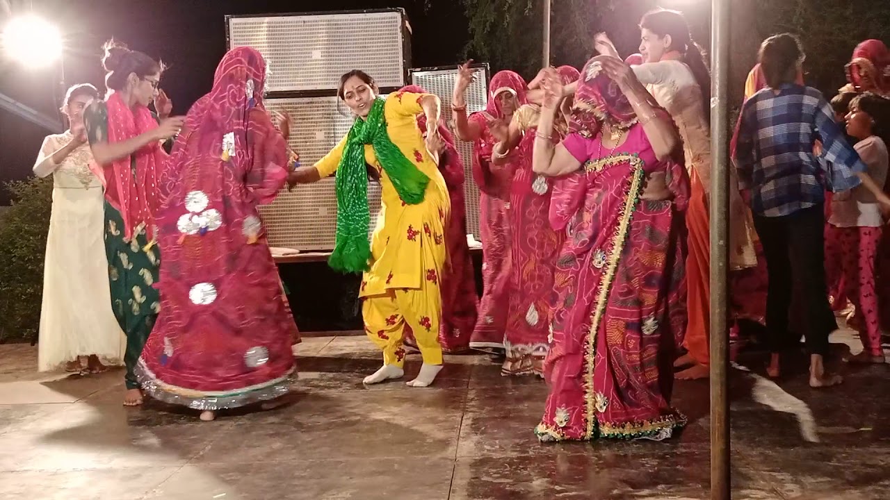 (2) 12-06-2020... shadi function dance video - YouTube