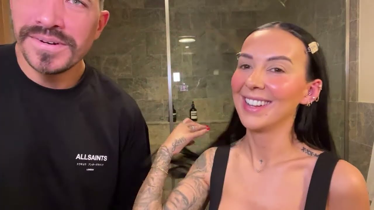 Makeup By Nikki La Rose is live! - YouTube