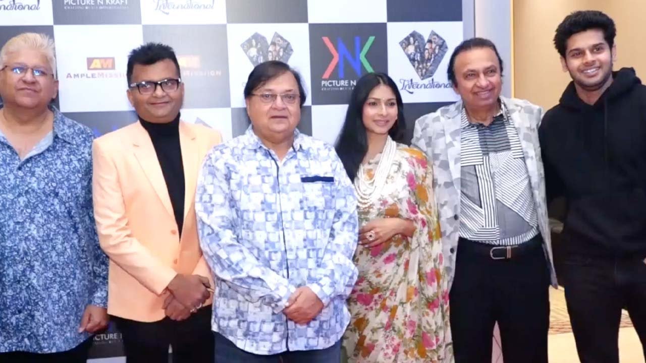 Tanishaa Mukerji, Abhimanyum, Rakesh Bedi & more attended India-America ...