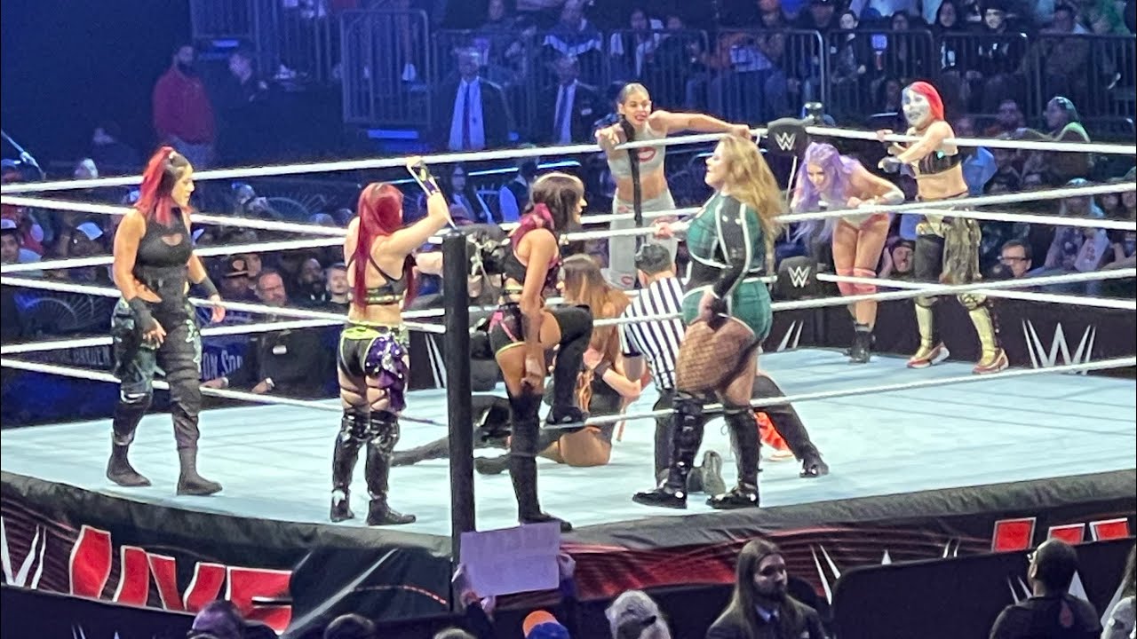 4 vs 4 Women’s tag team match highlights at WWE Road to Wrestlemania ...