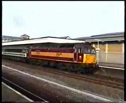 Class 47747 arrives and departs Rhyl - YouTube