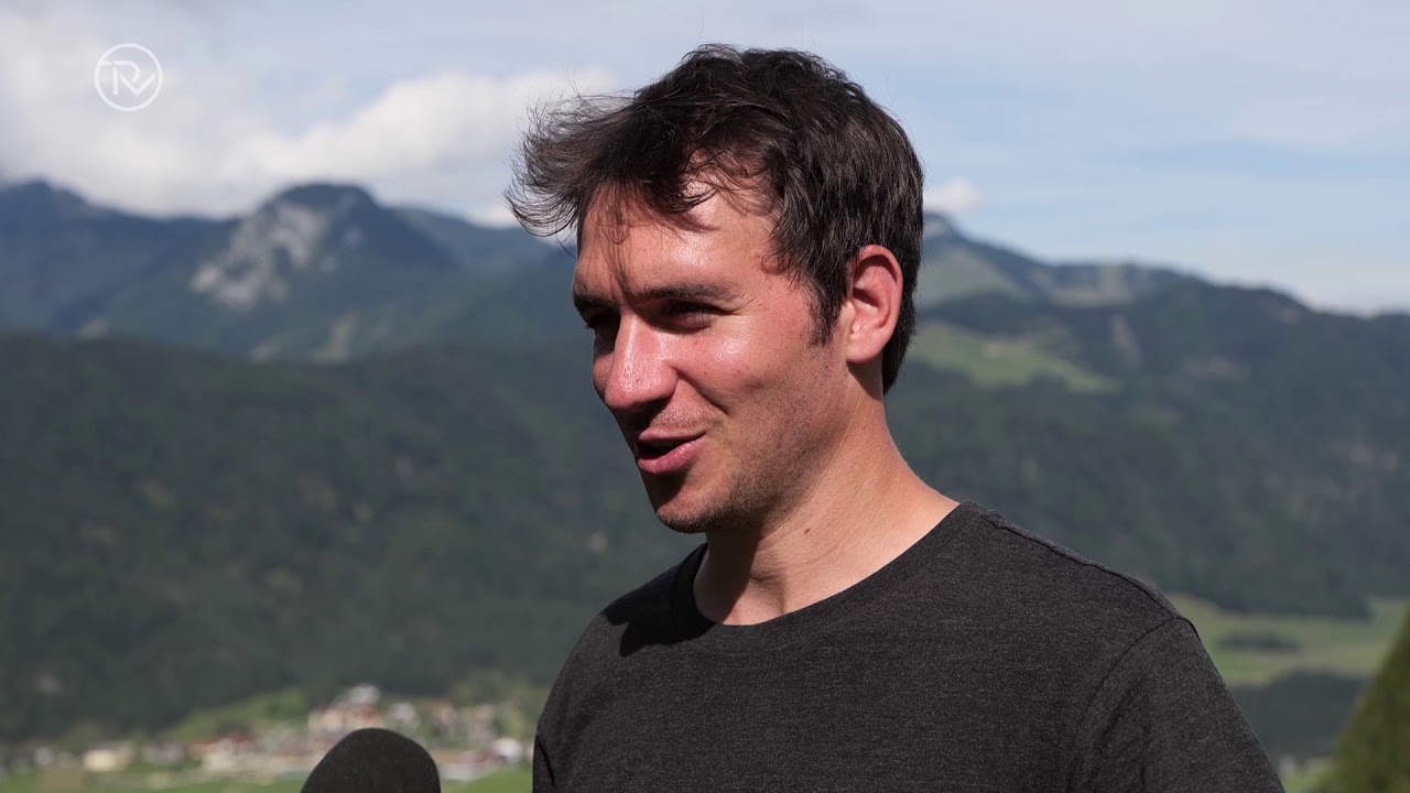 Promi Wanderung mit Felix Neureuther (Regio TV) - YouTube
