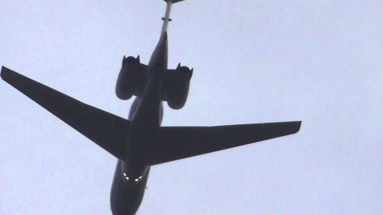 Hawker 4000 horizon jet HA4T M KENF leaves Cambridge UK 25jan16 256p ...