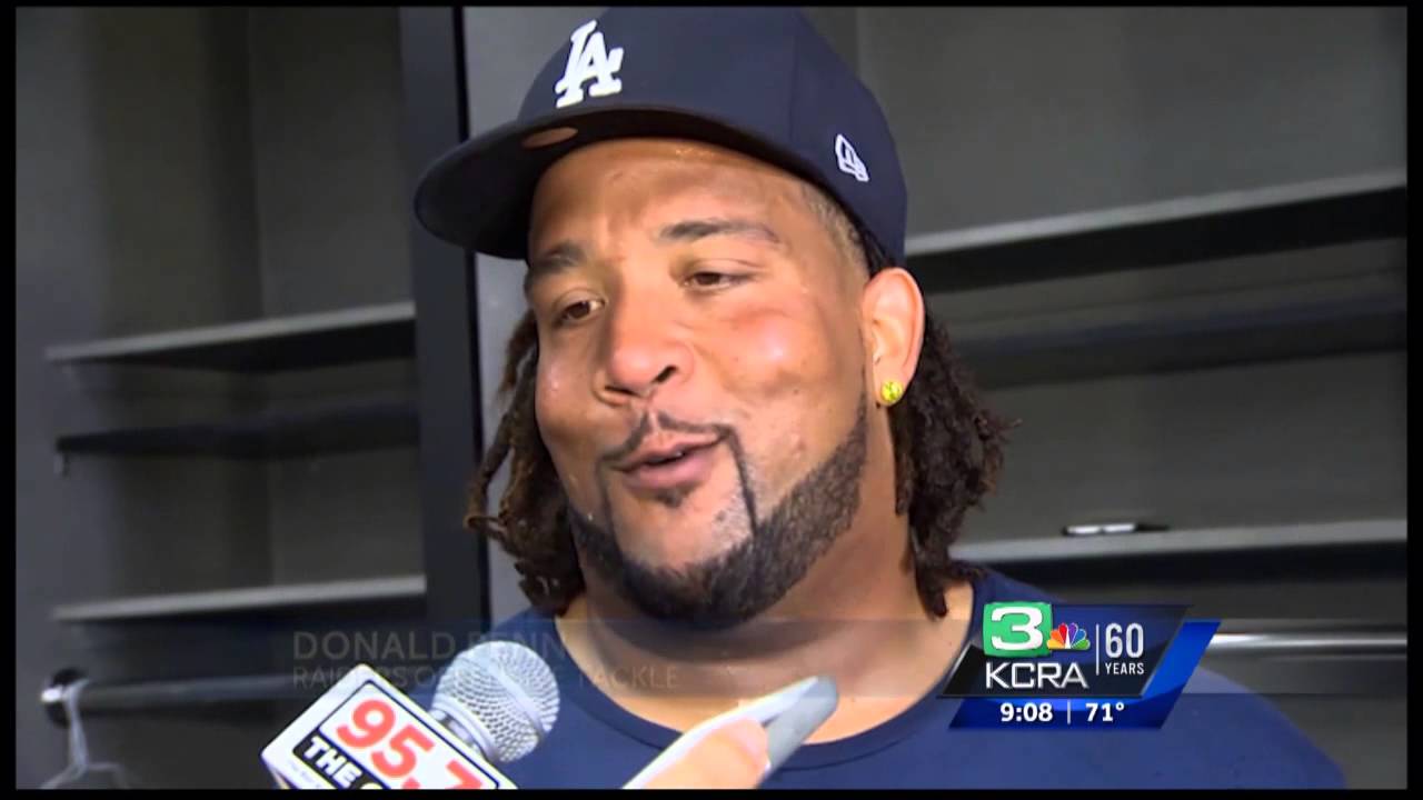 Michelle Dapper Sports Anchor/Reporter Composite - YouTube