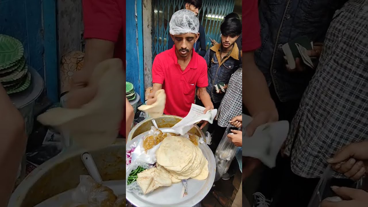Bengali Favourite Pocket Paratha Selling Raju Da In Kolkata Price ₹40 ...