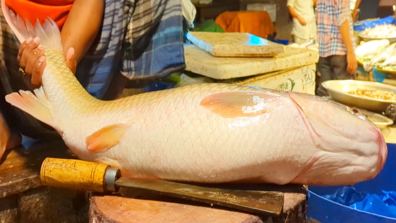 I Never Seen!! Giant Monster Mrigal Fish Cutting & Skinning Skills In ...