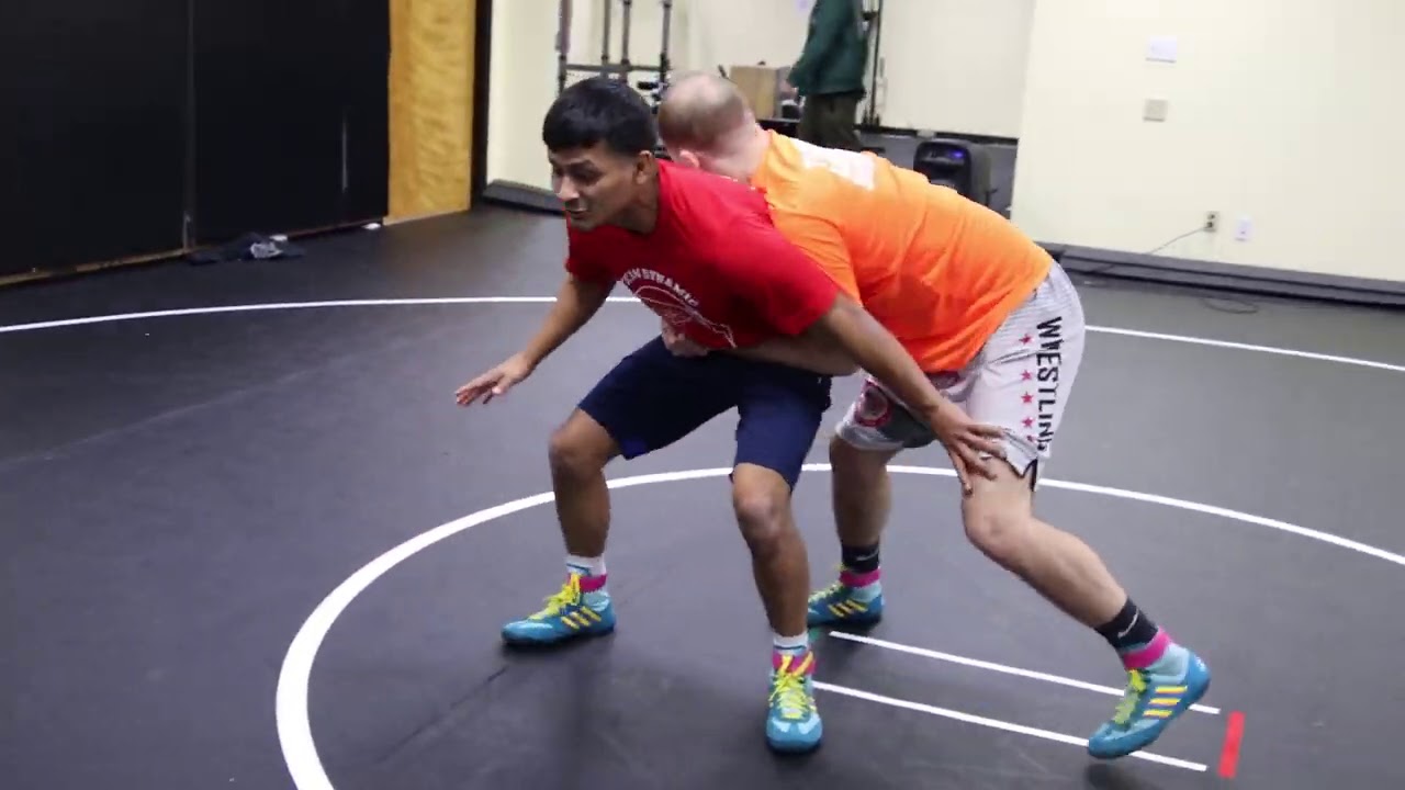 Maintaining good positioning when standing LOOP - YouTube