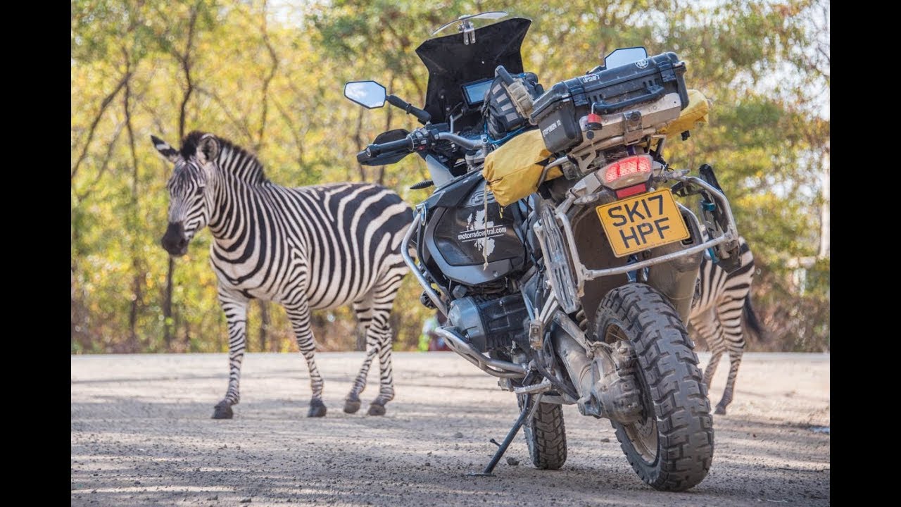 MotoVlog - Border crossing on a motorcycle - Botswana/Zambia - YouTube