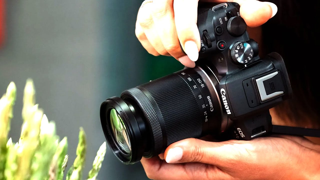 Canon EOS R100 Review : What is Main Features - YouTube