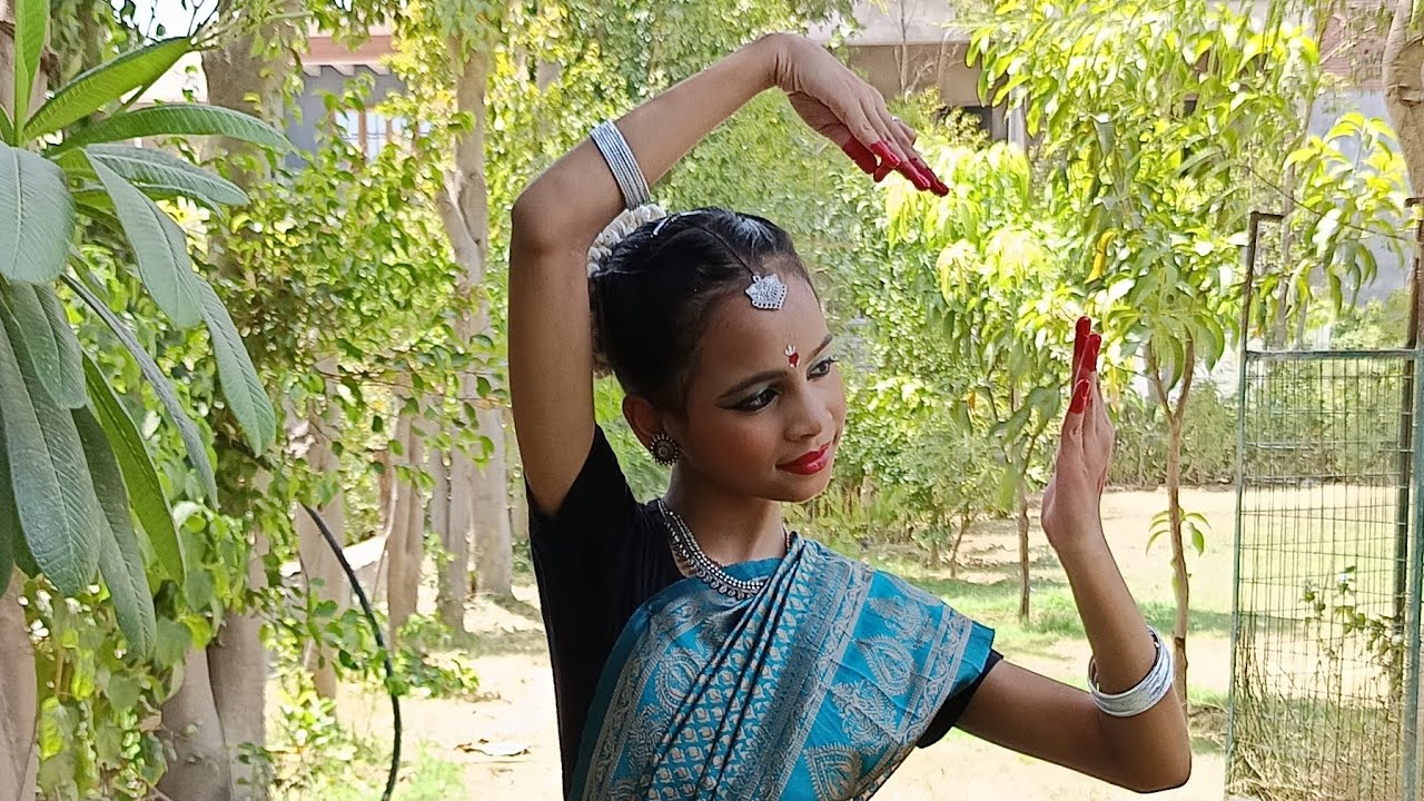 Sundori Go Dohai Dohai | Performed by Ananya Jana | Manna Dey - YouTube