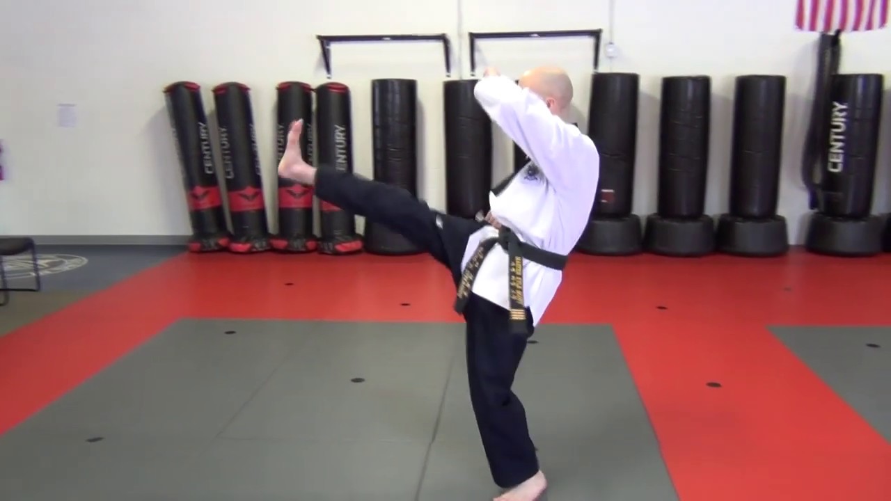 Palgwe Ee Jang (2nd Form) - YouTube