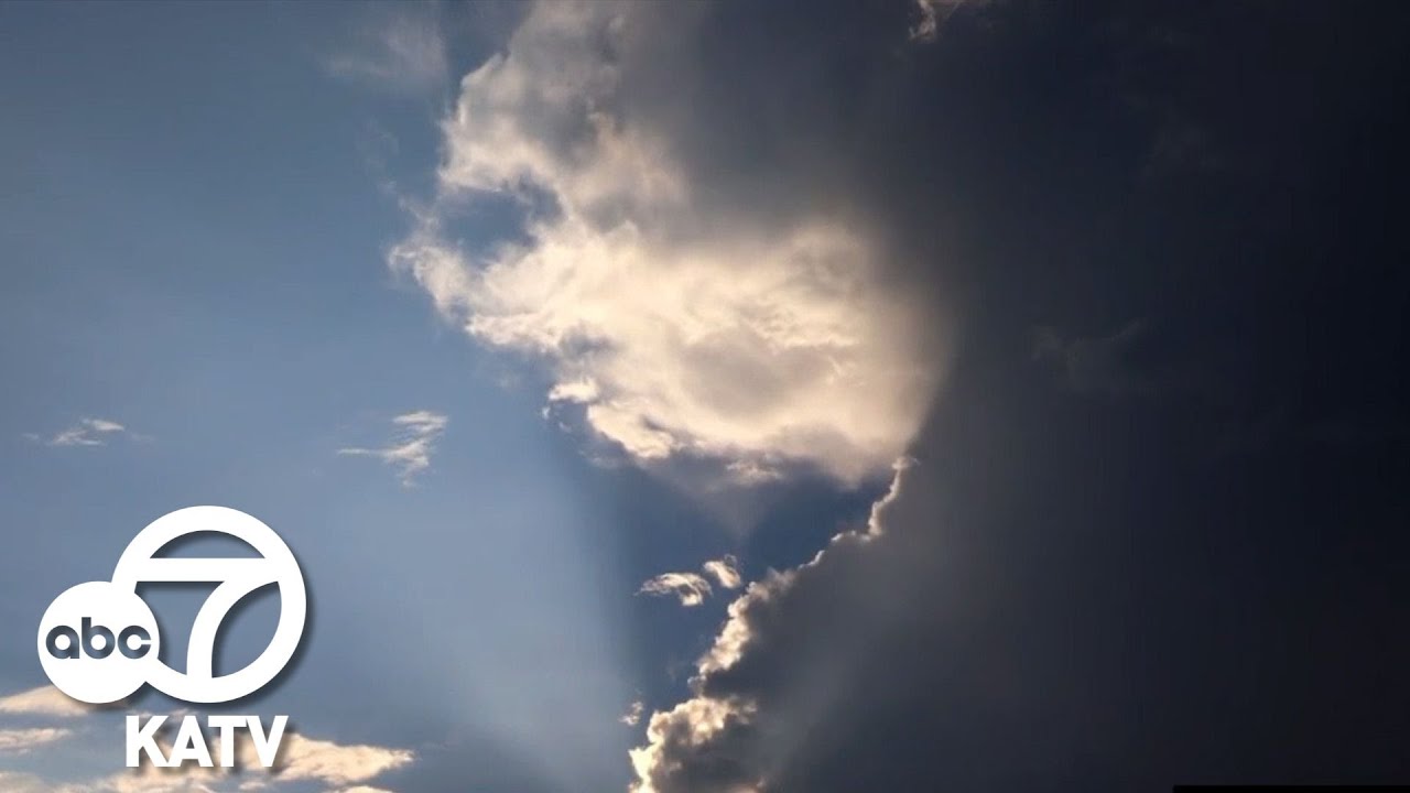 Eclipse chasers coming to Arkansas to avoid bad weather in Texas - YouTube