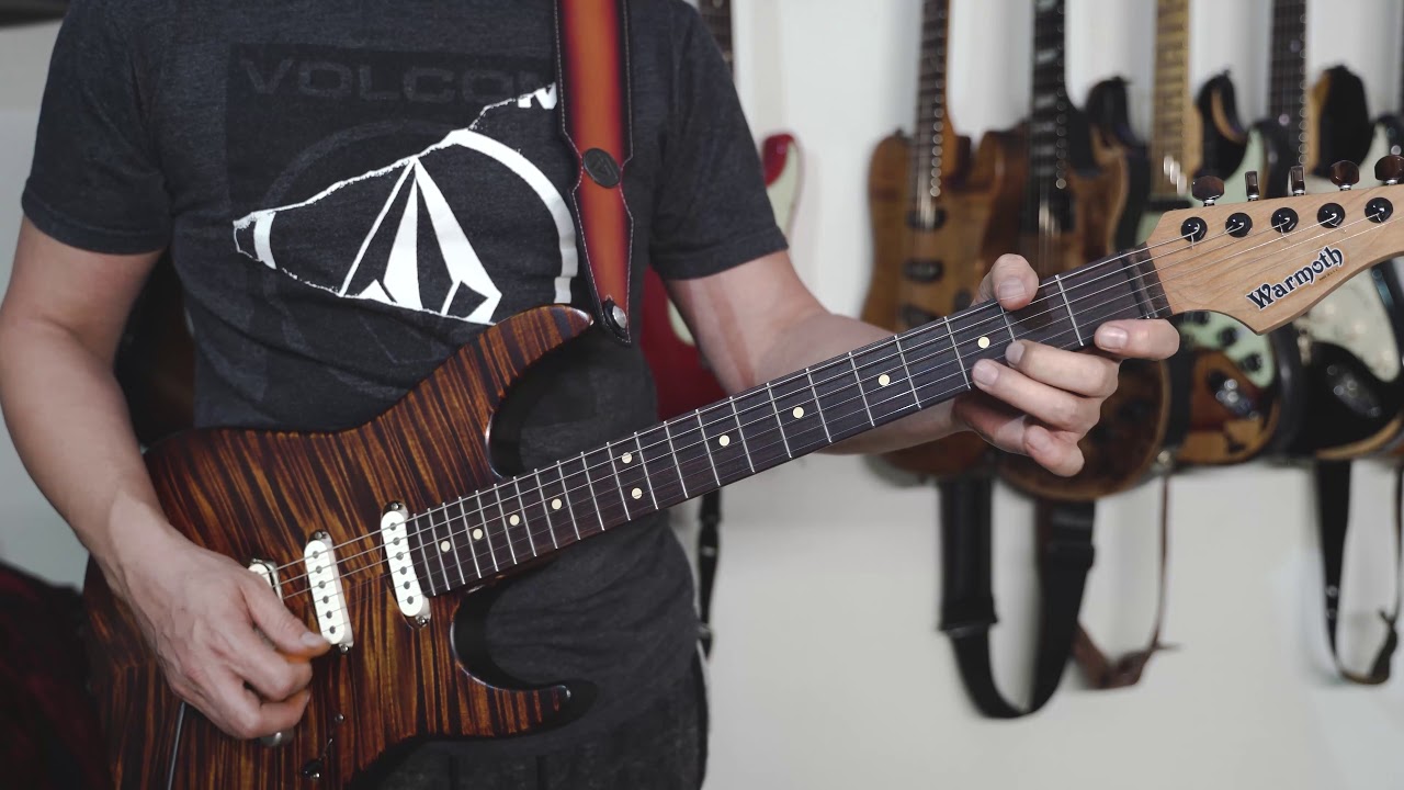 Guitar body finish with leather Dye - YouTube