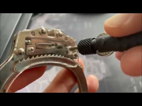 Handcuffs: How They Work - YouTube