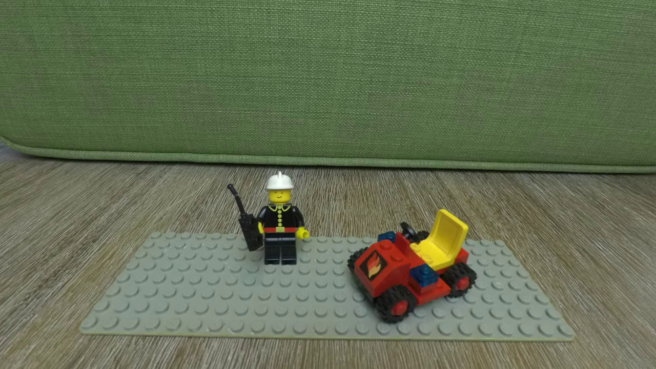 1981 Lego 6611 Fire chiefs car legoland build timelaps - YouTube