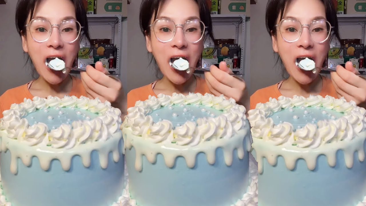 Asmr🍰Eating Blue Cream cake🍰 (Soft And Waxy Sound) 크림丨먹방丨Mukbang丨 ...