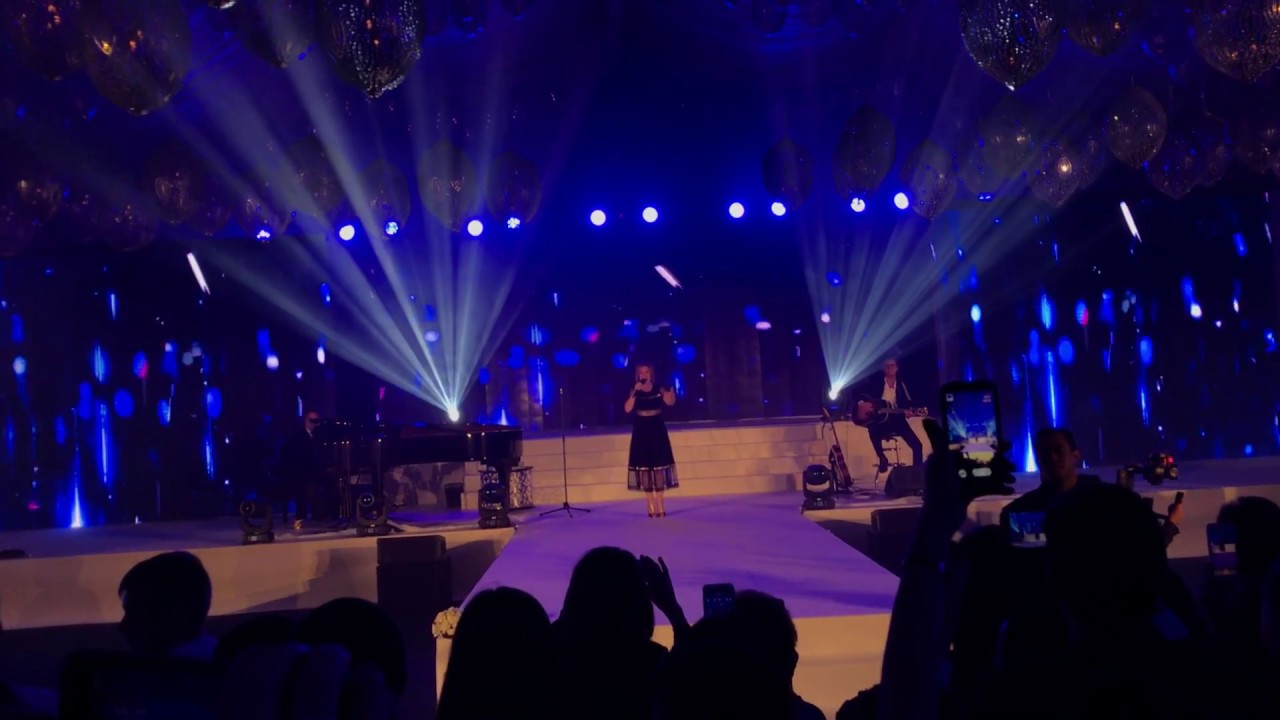 Lara Fabian, je t'aime , J'y Crois Encore, Dubai Concert - YouTube