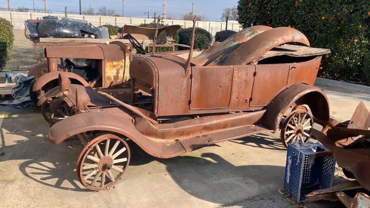 Rusty Model T Pickups