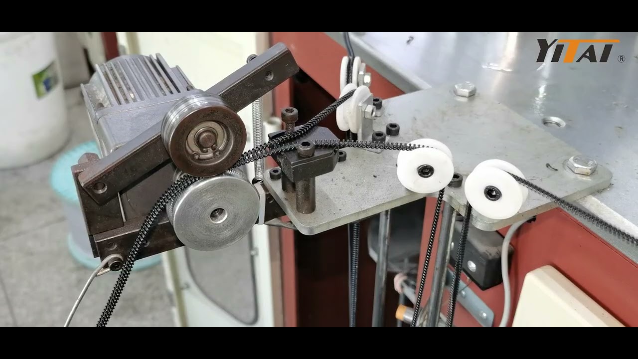 Nylon zipper chain forming machine (coiling machine) - YouTube