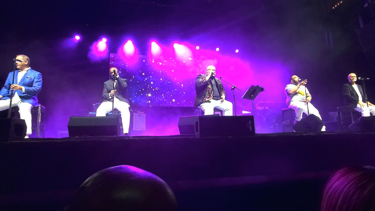 Commissioned Live Reunion At The Met in Philadelphia - YouTube