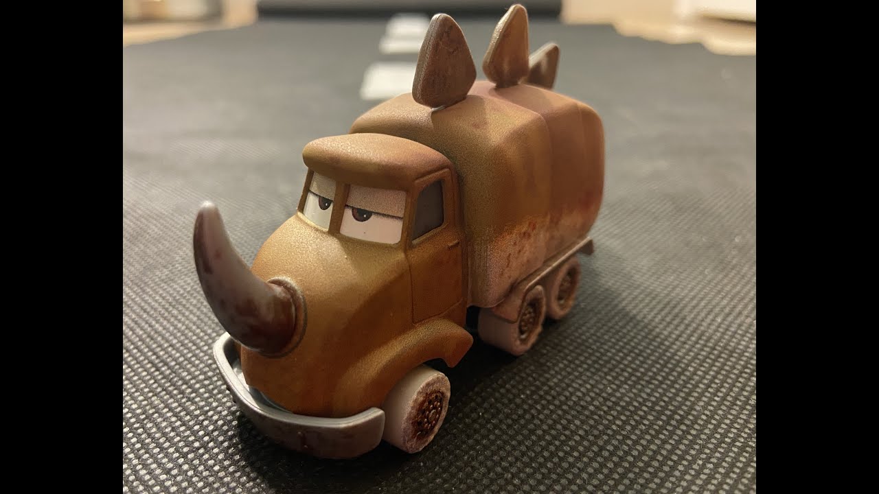 DISNEY PIXAR CARS QUADRATORQUOSAUR - YouTube