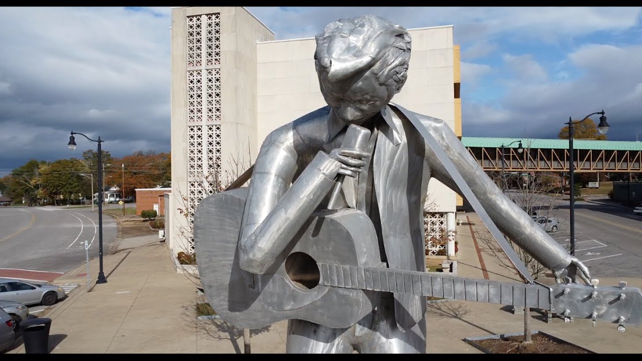 Sheffield’s Singing River Sculpture - YouTube