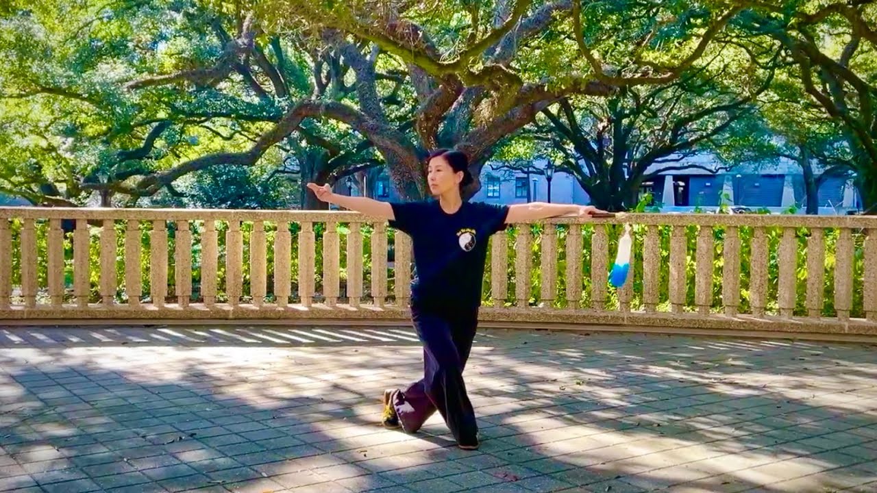 10-Minute Tai Chi Sword Workout | Movements 1-8 (32-Form Taijijian ...