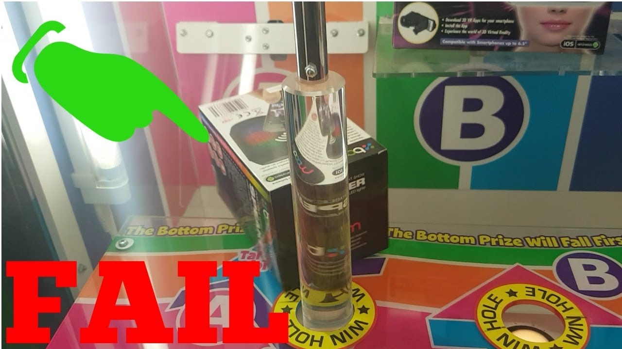 2 Epic Fails on Dunk Tank Arcade Game || ARCADE RETRO || Arcade Frenzy ...