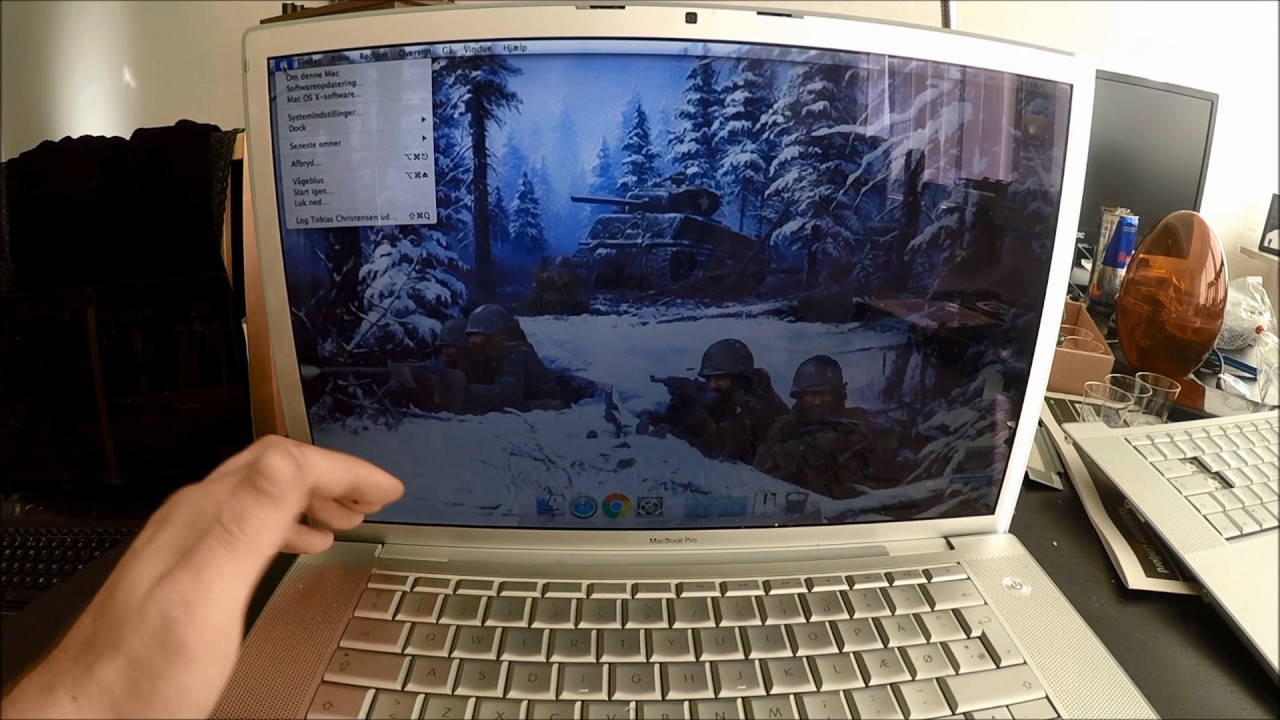 The late 2008 MacBook Pro, 2.5GHz, Core 2 duo, version - YouTube