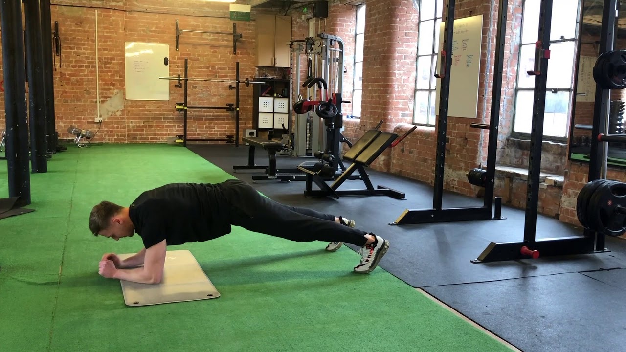 Walkout Military Plank - YouTube