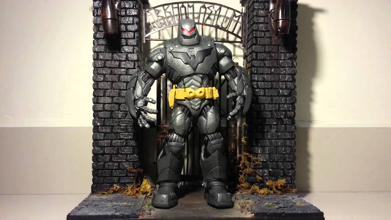 DC Collectibles Greg Capullo Signature Series Thrasher Suit Batman ...