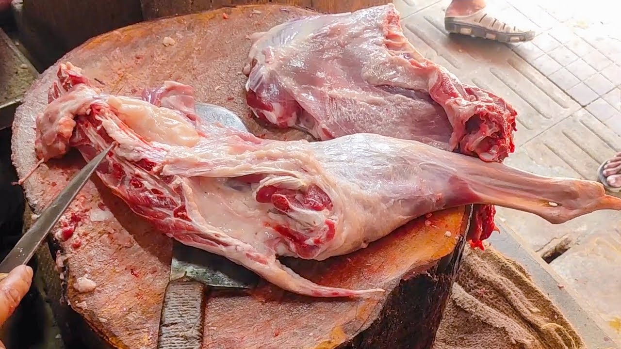 Amazing Pomfret Big Goats Leg Cutting Skills || Goats Meat Cutting Live ...