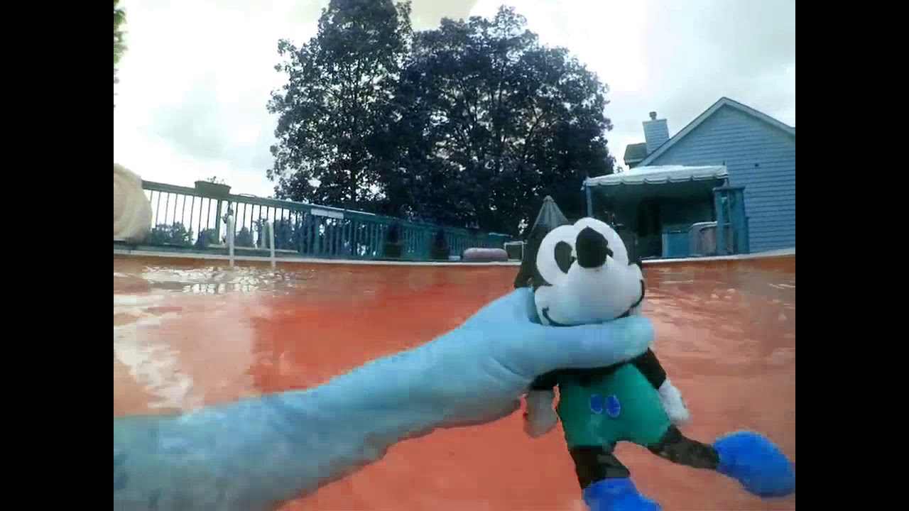 Mickey Underwater in Lost Effect - YouTube