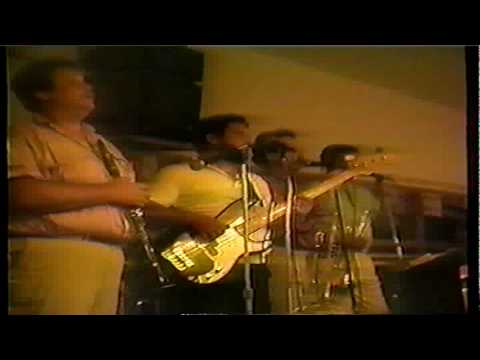 TBC - Girls From Chicago Polka - Polka Holiday Fest - 1987 - YouTube